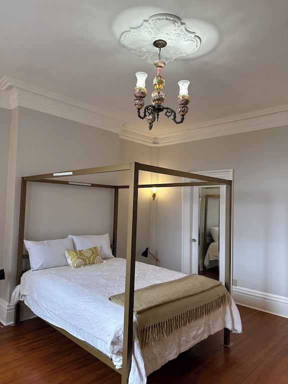 Spacious 5-bedroom House In Marvelous Saint John With Wifi - University of New Brunswick Saint John (UNBSJ)