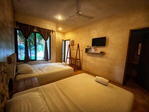 Quarto Duplo Básico | Wi-fi grátis, roupa de cama fornecida 