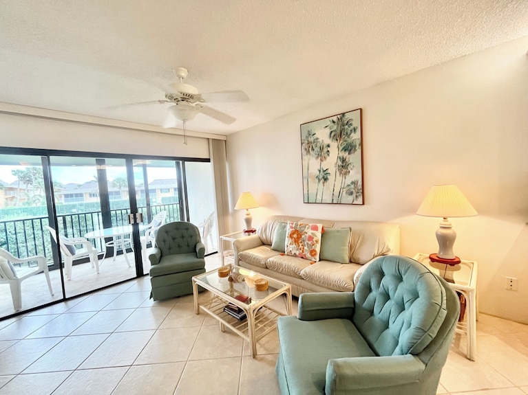 Ov 124 Tennis Court View Condo-paradise Vacation Rental In Ocean Village - Blue Heron Beach, Fort Pierce