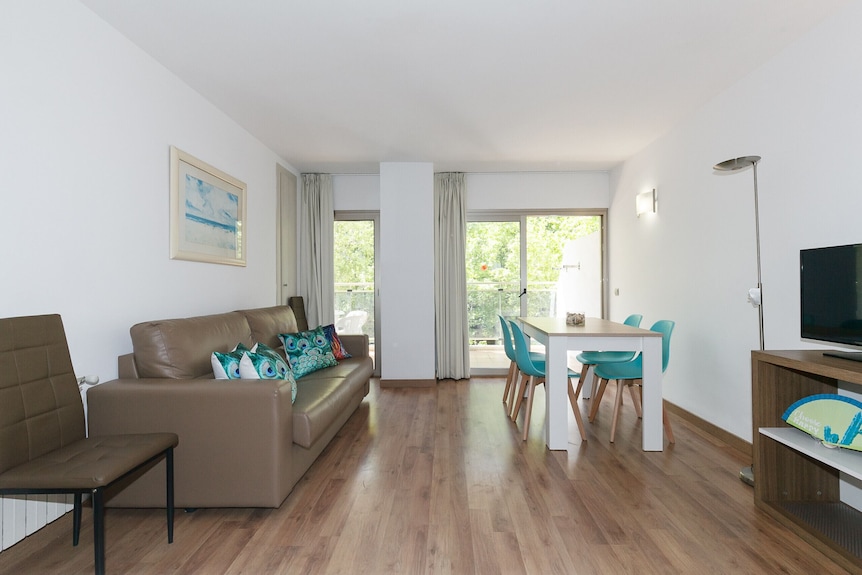 Apartamento Moderno Y Confortable Cerca De La Playa · Uhc Michelangelo 154 - Salou