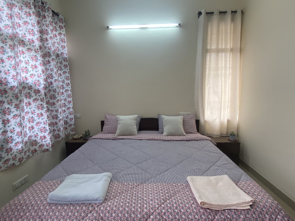 Cozy & Private, Entire Floor In Panchkula - Zirakpur