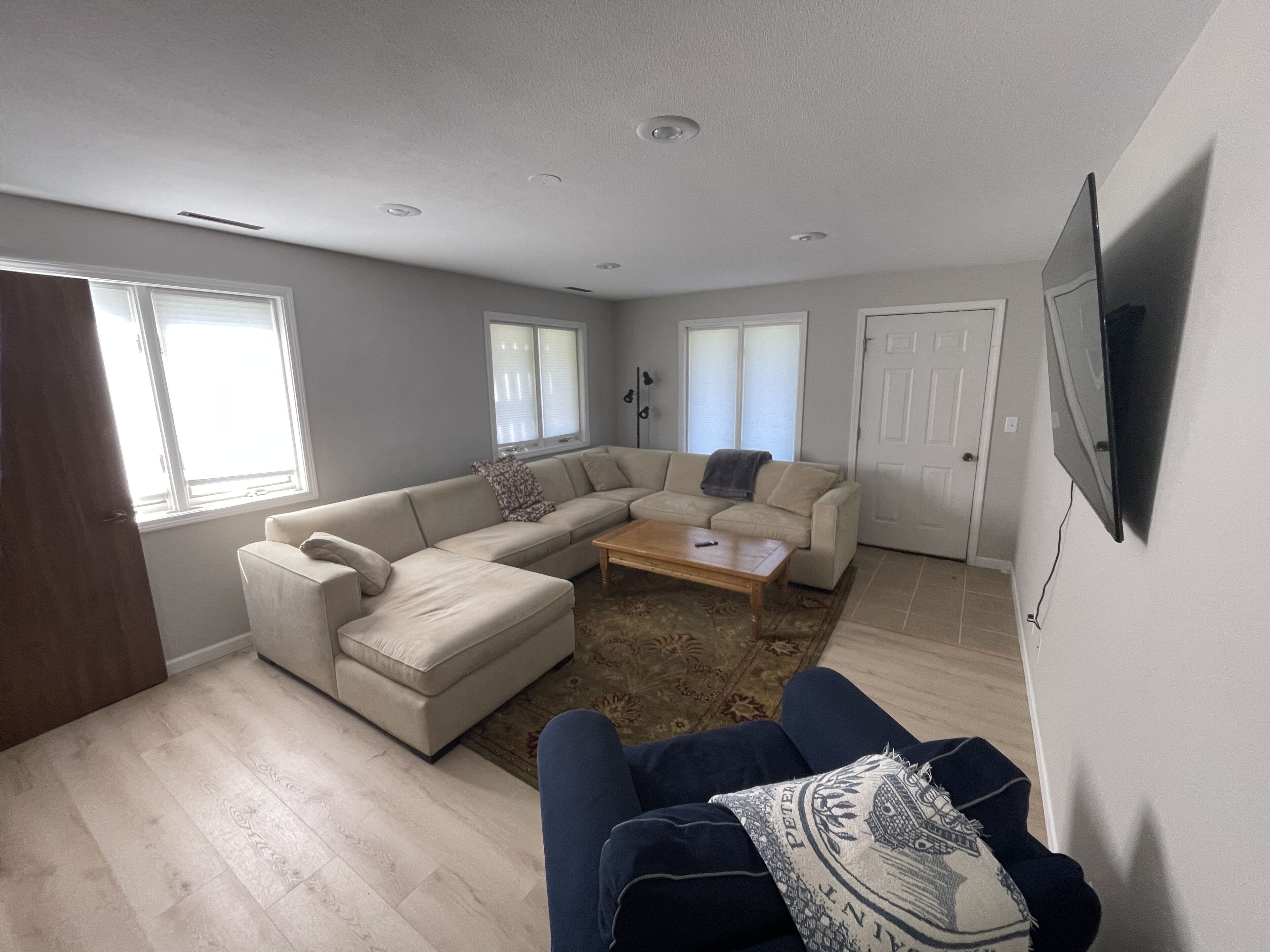 A Fully Remodeled Home Overlooking Mississippi River In A Charming River Town! - Pickwick, MN