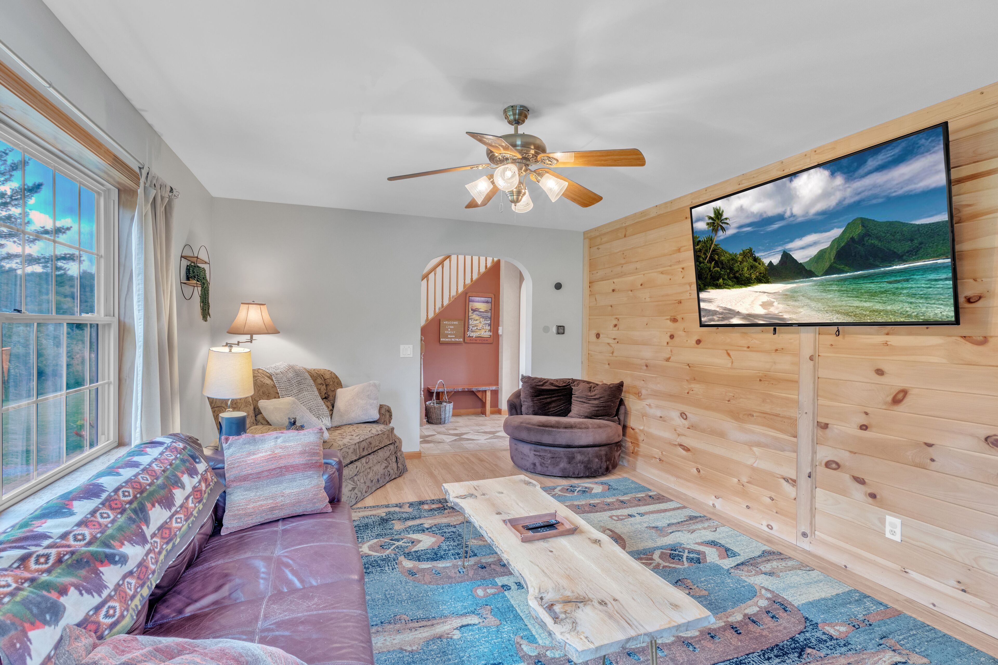 Dog Friendly Retreat On 6 Private Acres In The Finger Lakes Region - Finger Lakes, NY