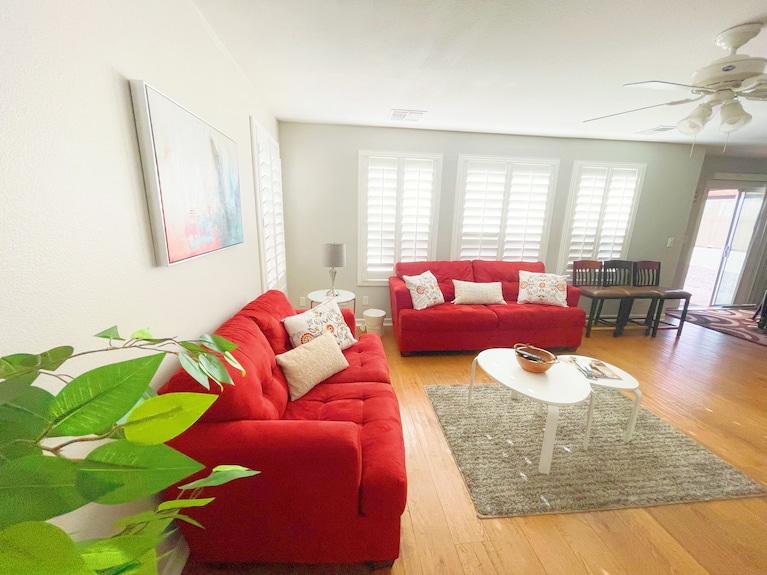 Happy Tree House, Casino/airport Only 7 Minutes - Henderson, NV