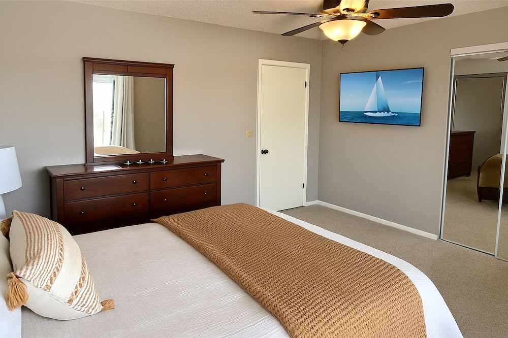 2br Getaway For Families Lake & Pool View Pets Beach W&d & Slip Trailer Parking - Missouri