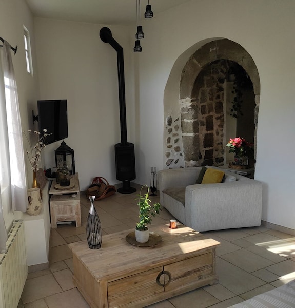 Lovely Village House With A Warm, Festive Character, Just For You. - Villeneuve-Loubet