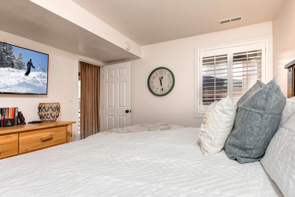 New Claim 402 #Pcmoose Topfloor-king Bd-hot Tub - Utah