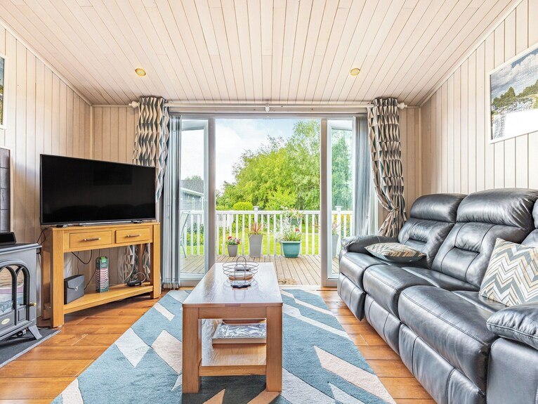 3 Bedroom Accommodation In Derby - 더비