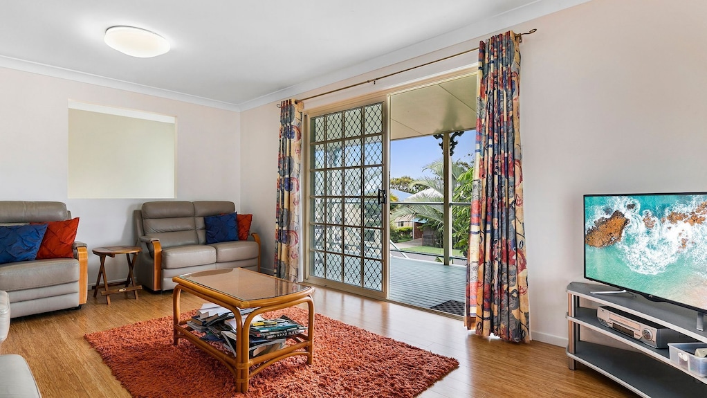 32 Bombala Crescent - Rainbow Beach. Plenty Of Space, Fenced, Pets, Wifi - 레인보우 비치