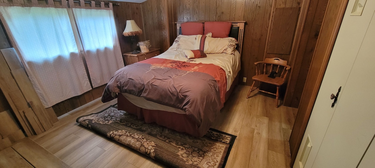 Secluded 77-acre Retreat, Pet-friendly Cabin Near Univ. Of Idaho & Wsu. - Idaho