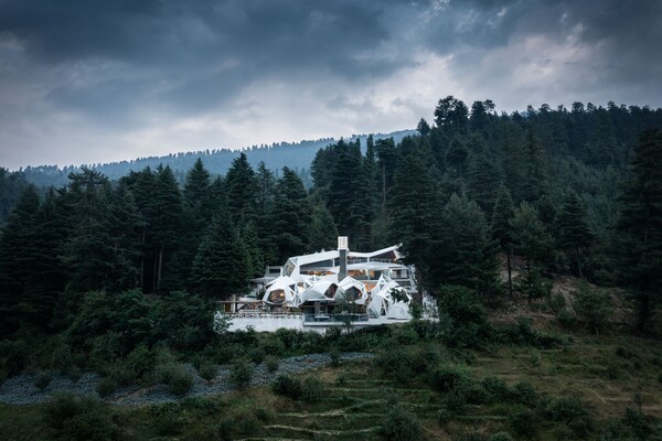 Tree Of Life Eila Art Hotel - Lahaul And Spiti