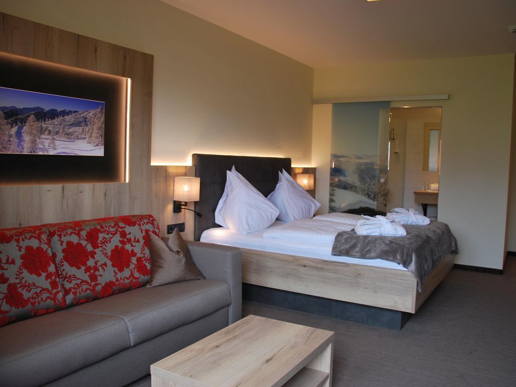 Single Room Standard 1 To 3 Nights - Hotel Pariente - Schladming