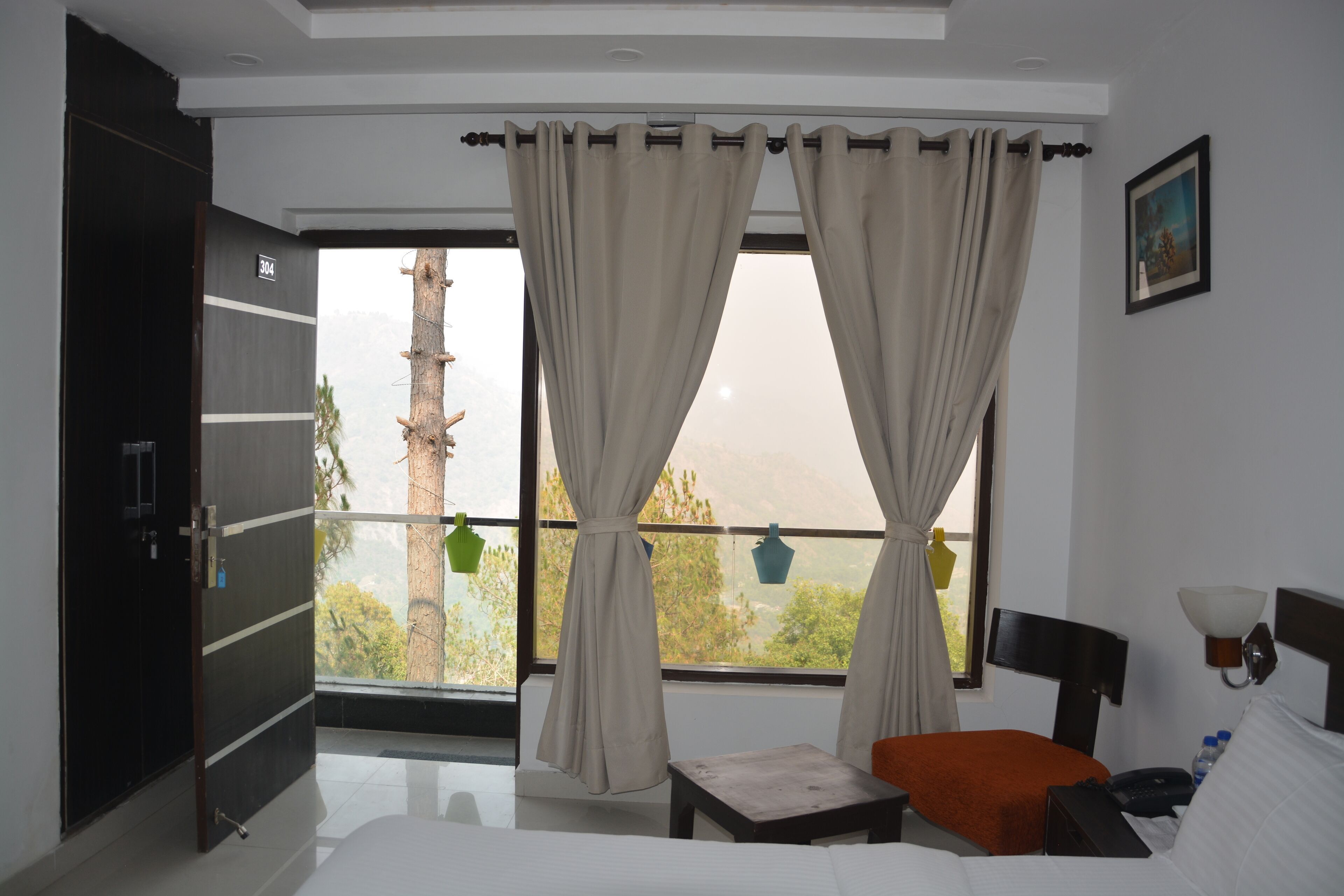 Cortinas/cortinados opacos, quartos insonorizados, Wi-fi grátis 