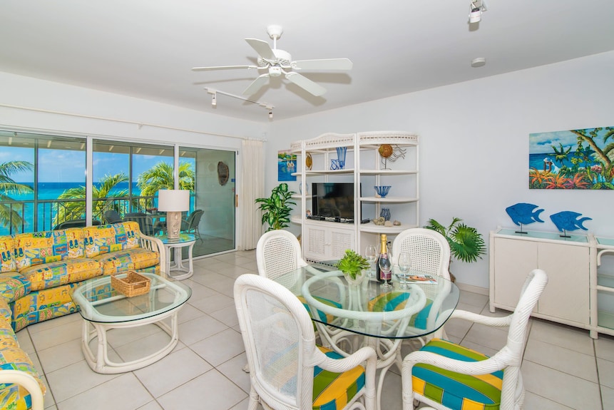 Beach Living At Discovery Point Club - West Bay