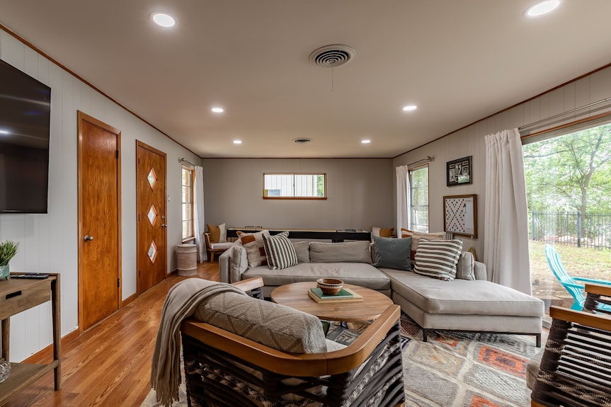 Stylish Guadalupe River Home - Kerrville, TX