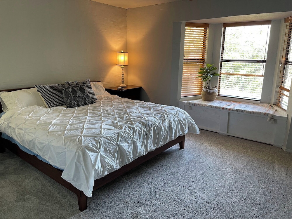4br 2ba House With A Beautiful View - Cool, TX