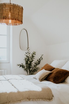 Quarto Familiar | Roupa de alta qualidade, quartos insonorizados, berço de viagem