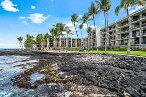 Condo, 1 cama King e sofá-cama (Kona By The Sea 221) | Área da propriedade