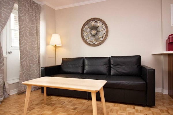 Hommy 1br Apt In The Heart Of Mtl Attraction Centr - Montreal