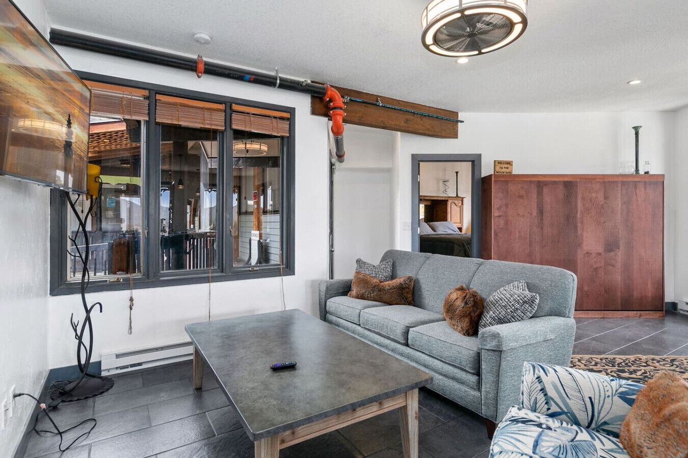 Luxury Downtown Estes Park 2 Bedroom Lic. #6075 - Rocky Mountain National Park