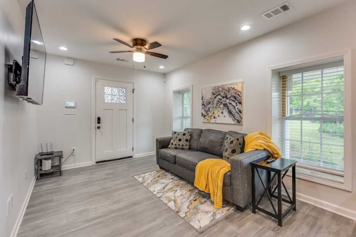 Haynies Hidden Getaway- 9mins From Atl Airport! - Jonesboro, GA