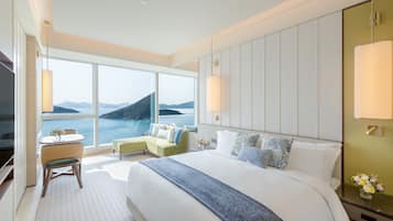 Quarto Standard, 1 cama king-size, junto ao mar | Minibar, cofre no quarto, ferro/tábua de engomar, Wi-fi grátis