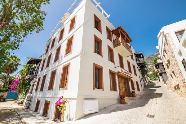 Kalamaki̇ Flats - Kalkan