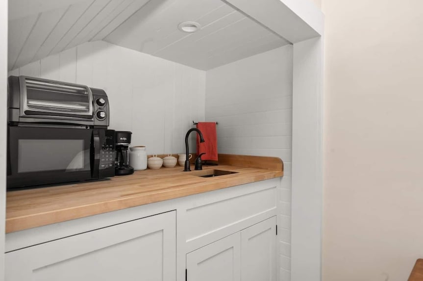 | Cozy Downtown Enloe Studio | - 캘리포니아