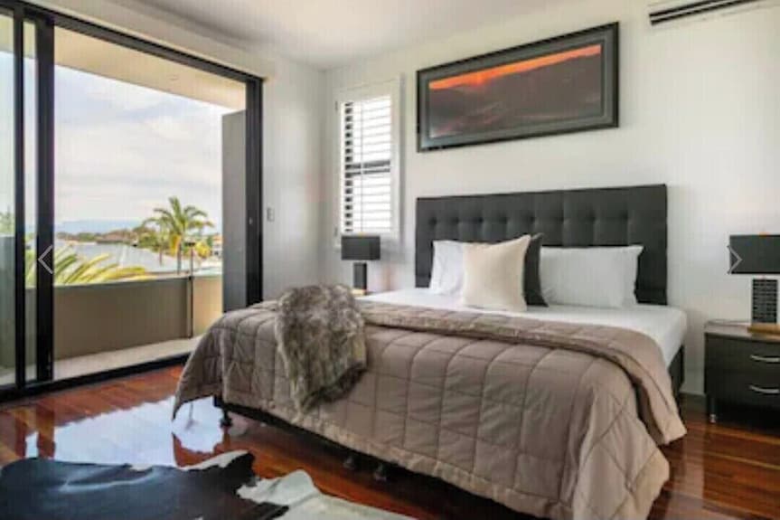 Family-sized With All Modern Amenities - Blacktown