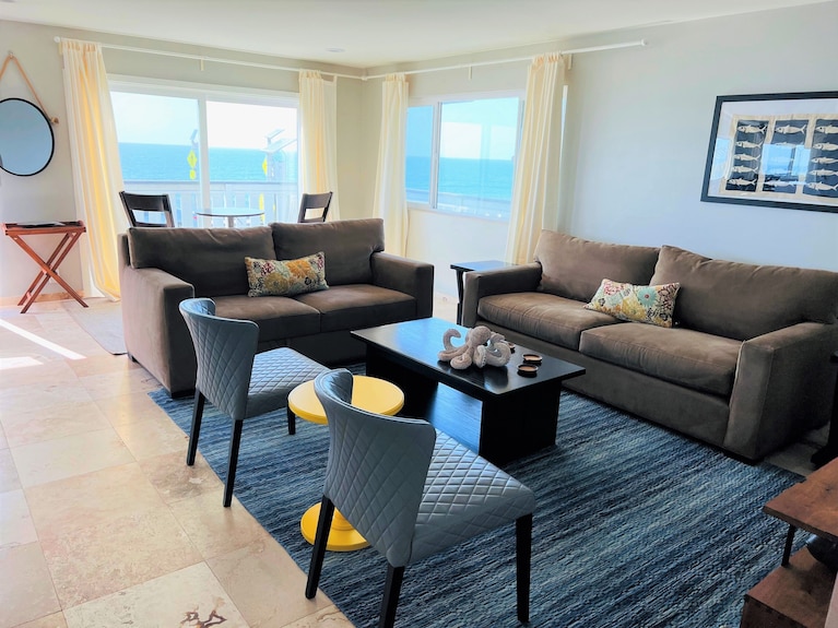 Beachside Condo With 2bd /2 Bath #A - 칼즈배드