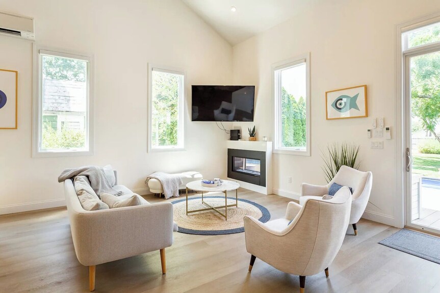 New Construction Greenport Pool House - 3 Blocks From Town - Long Island