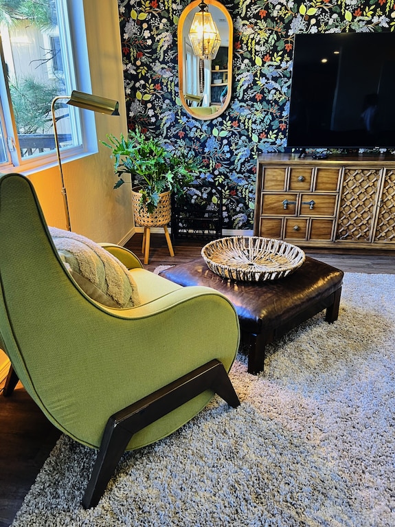 Hillside Home: Amazing Views W/ Big Deck 5 Min. From Downtown + Trailheads! - Flagstaff