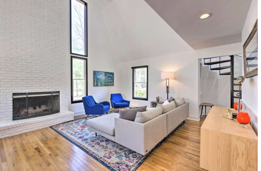 Upscale Hamptons Home: 1 Mi To Sammys Beach! - Wölffer Estate Vineyard, Sagaponack