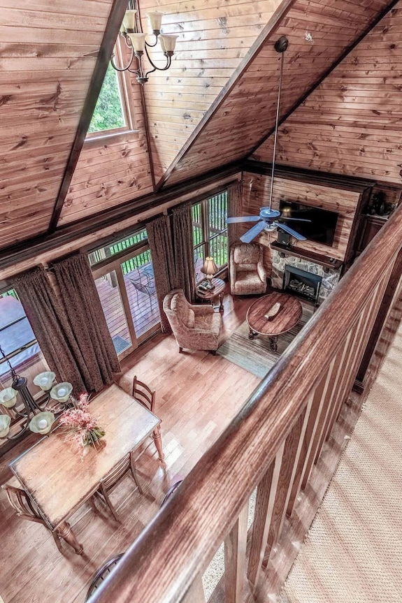 Family Cozy Hideaway, Sleeps 6・pool Table + Grill - Pigeon Forge, TN