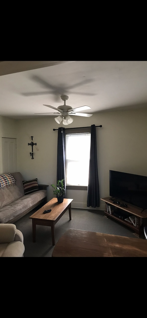 Minutes From Anywhere - Illinois