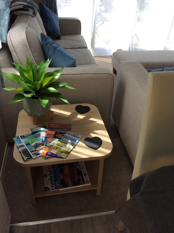 Lake District Western 2-bed Cabin, Pet Friendly - Scotland