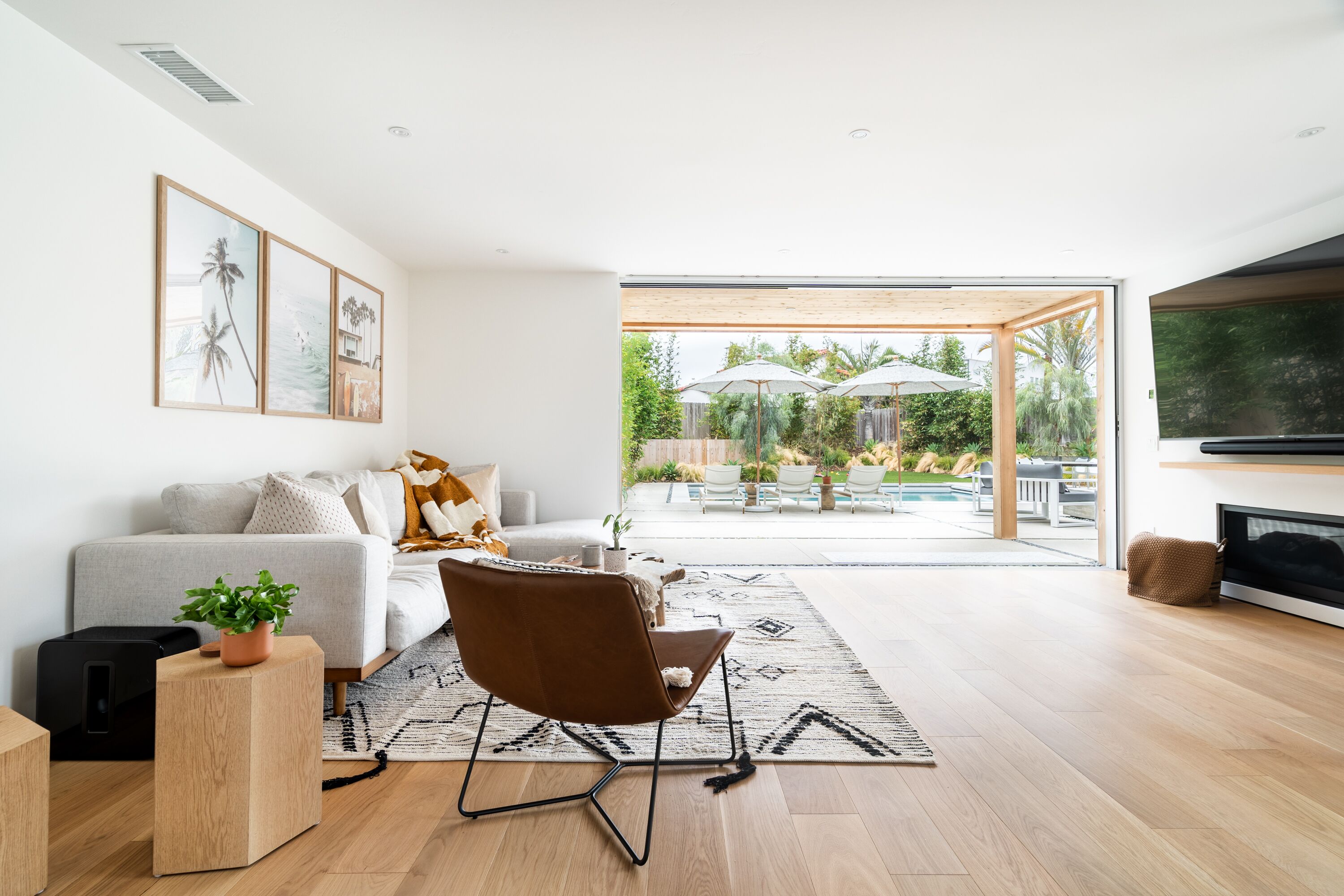 Beach House With Pool - Encinitas, CA