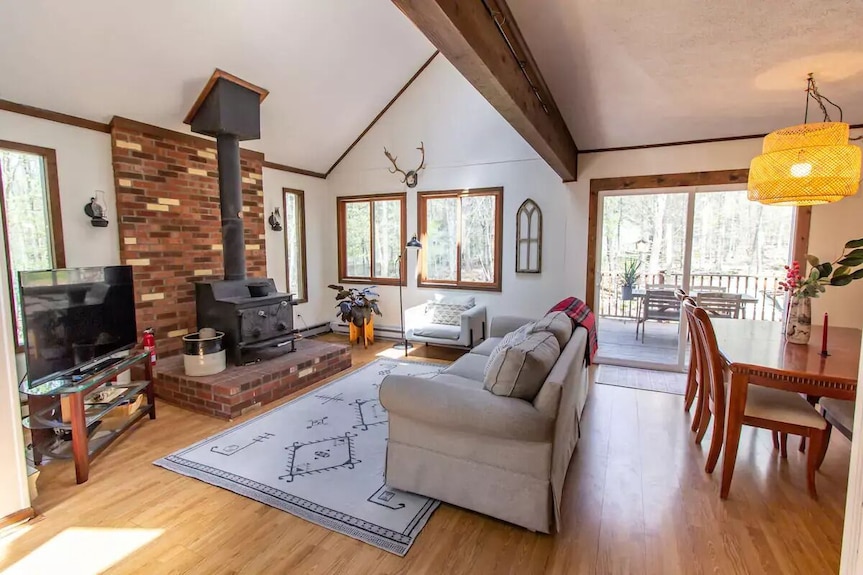 Mountain Cabin In Pocono Resort - Pennsylvania