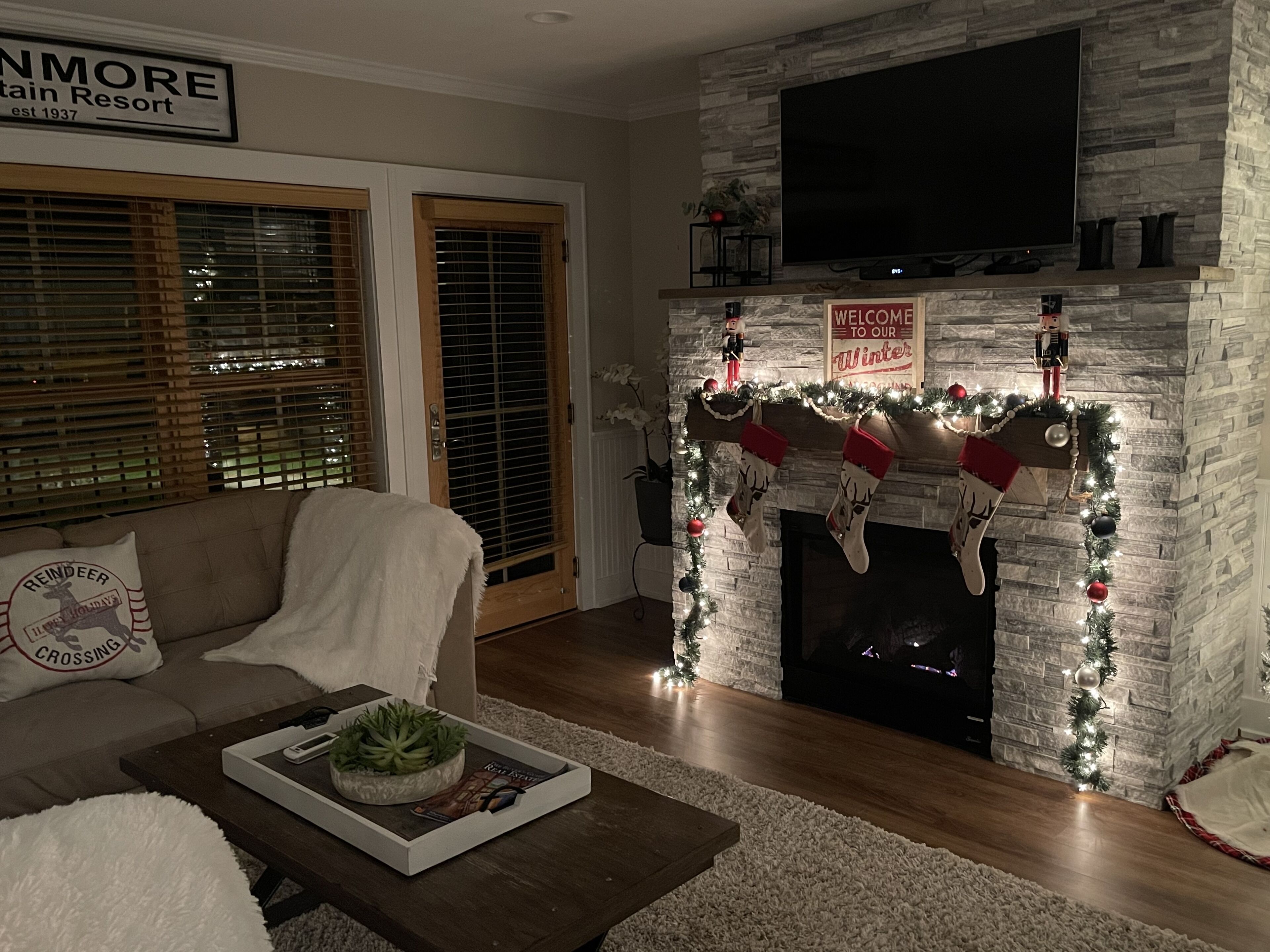 Luxury Ski In/ski Out Kearsarge Brook Condo 3 Bed, 2 Bath At Cranmore Mountain!! - North Conway, NH