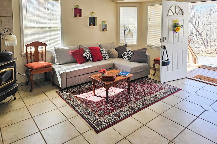 Fish, Hike & Explore! Family Tamassee Getaway - Devils Fork State Park, Salem