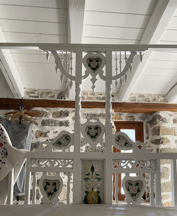 Rural Village Retreat With Spectacular Mountain Views Near The National Road - 克里特