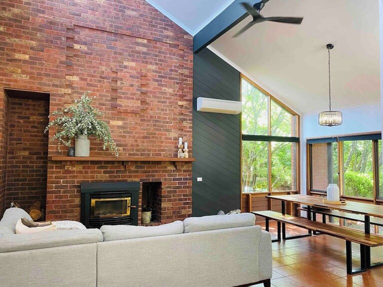 Acerage Estate, Large Groups, River Access + Pets - Warburton