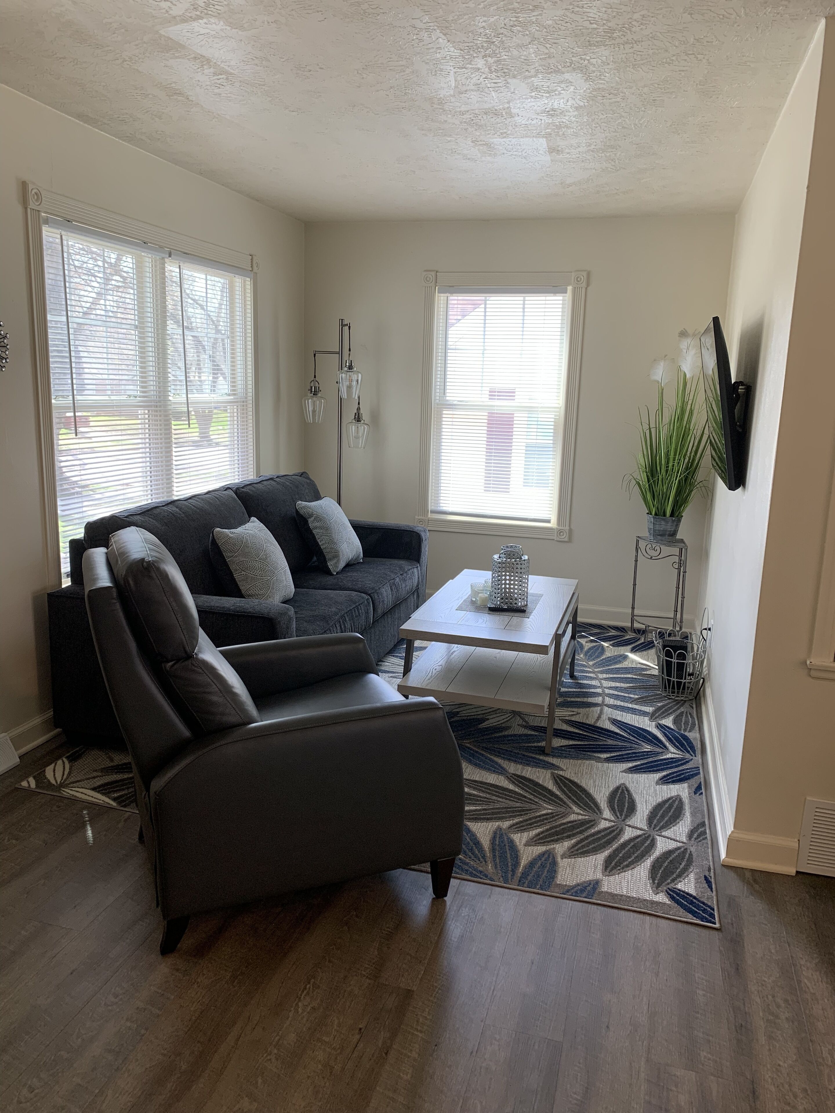 Charming Glendale Bungalow - Sioux Falls, SD