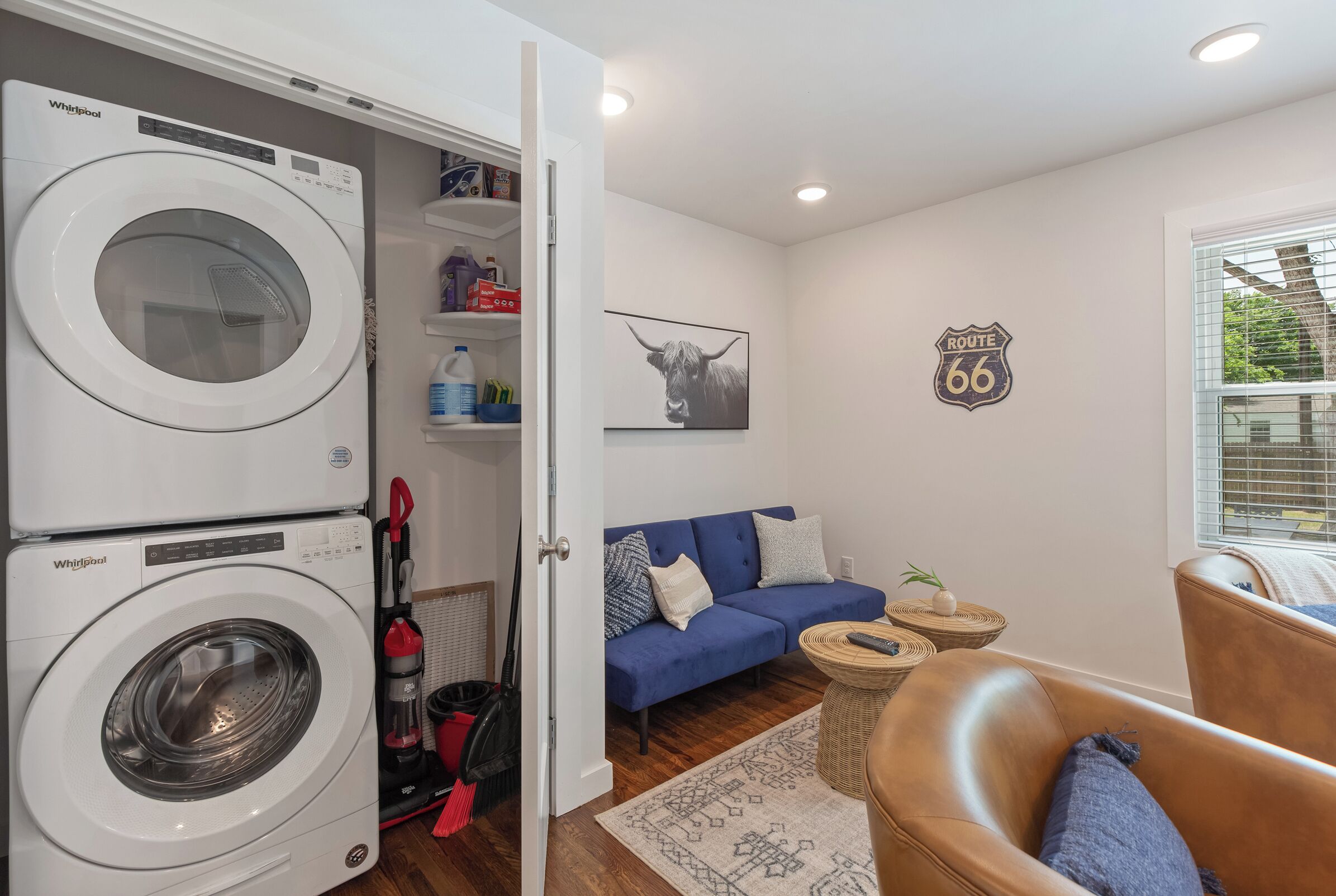 Expo Center/fairgrounds, 3 Bedrooms, 3 Full Bathrooms. On Old Route 66 - Tulsa, OK