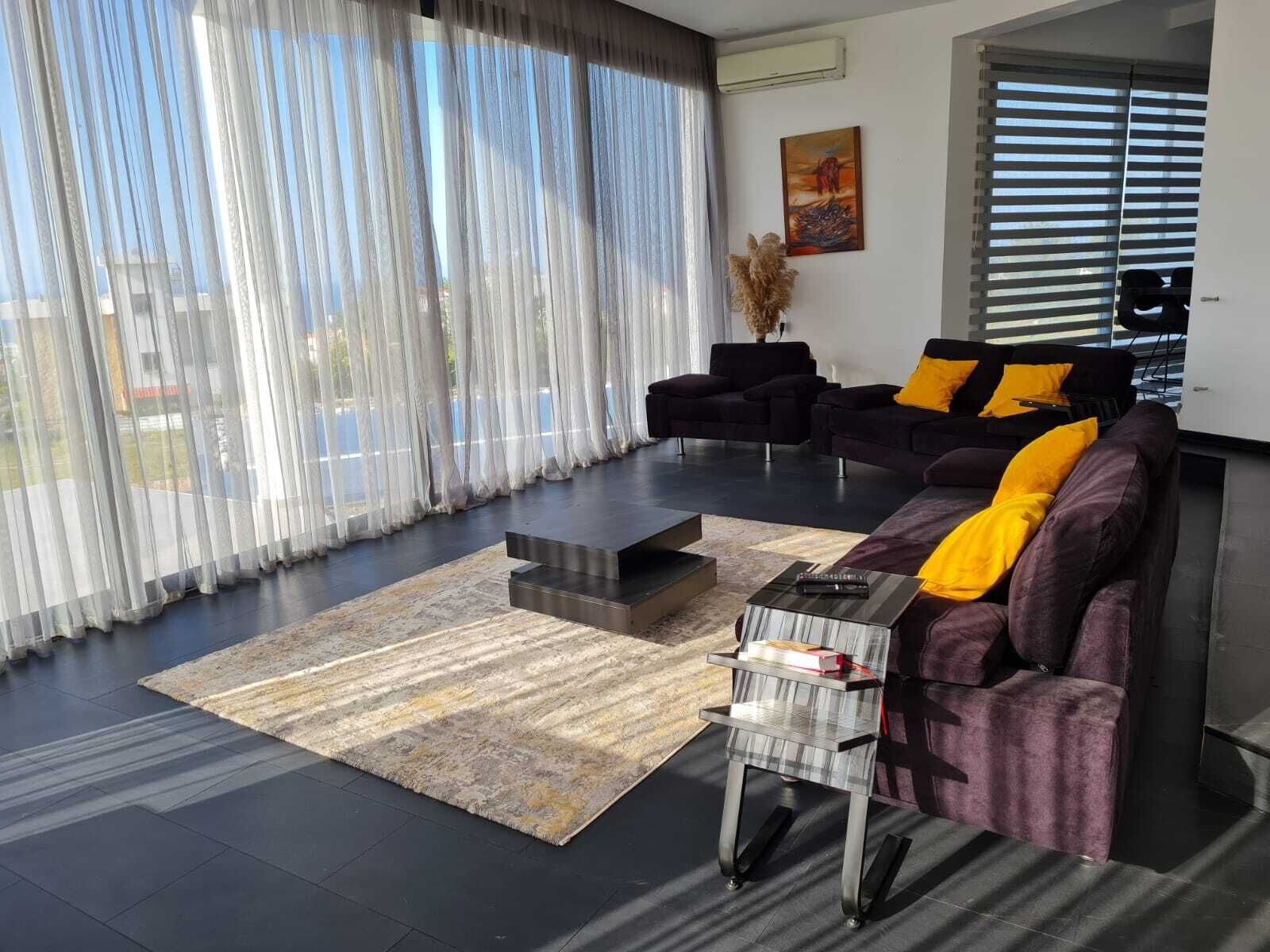 Superior Villa Between The Mountain And The Sea With Private Pool 4+1 - Girne