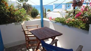 Double or Twin Room Sea View | Vista para a praia ou o mar