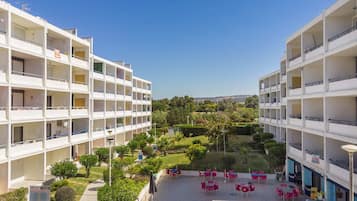 Apartamento, 2 quartos, varanda | Terraço/pátio interior