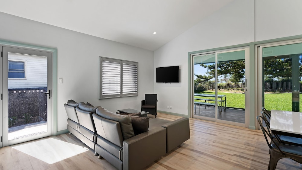 Shelly Beach Holiday Home - Terrigal