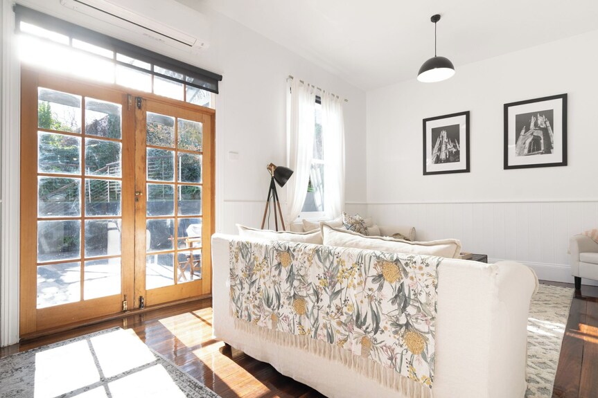 Charming Cottage Nestled In A Prime Location - Tasmania