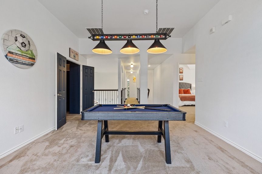 Large 5 Bedroom Family House W/ Game/media Central Dfw 5 Min To Lake At&t - Grand Prairie, TX